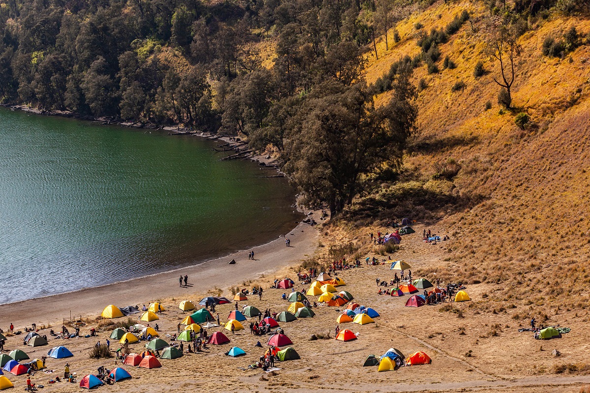 Ranu Kumbolo, the Heaven on the Foot of Mount Semeru